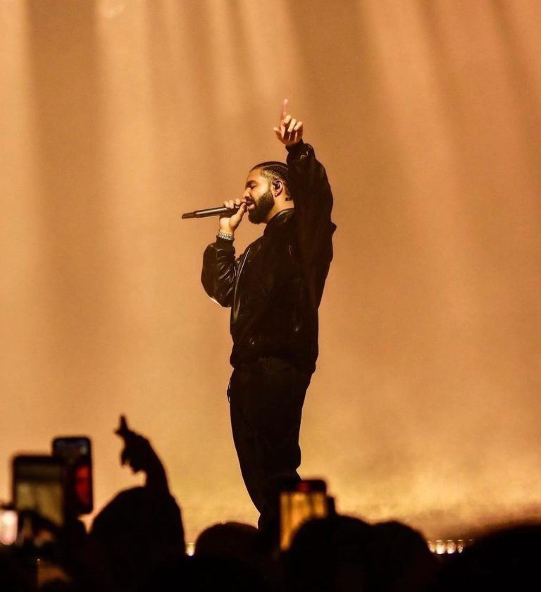 Drake Height, Career, Family, Net Worth & Bio 2024